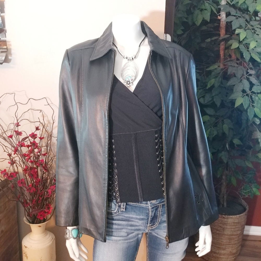 Excelled Black Leather Jacket With Crosstie Detail - Gem